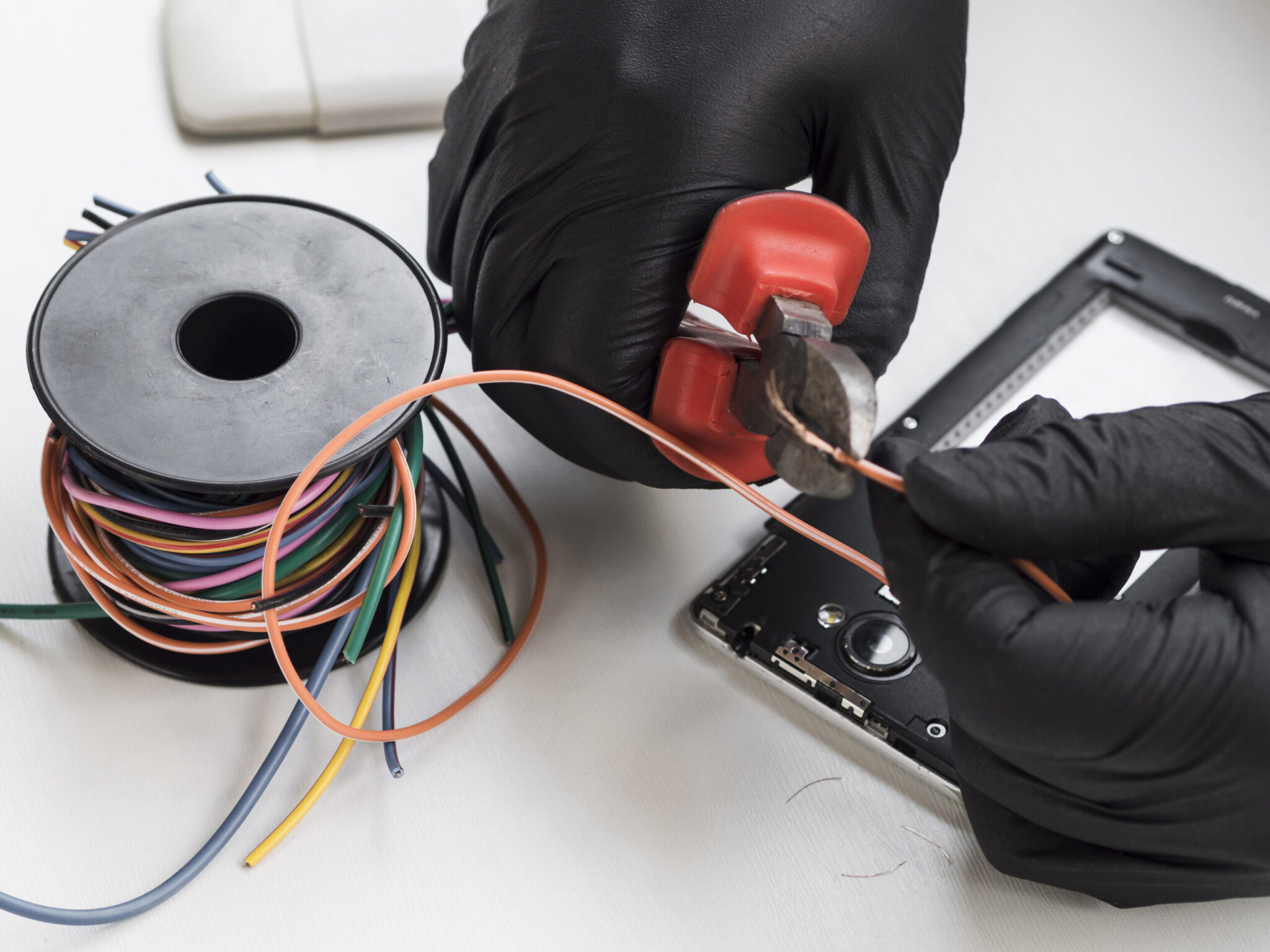 How to Splice Electrical Wires - Triad Electric Solutions